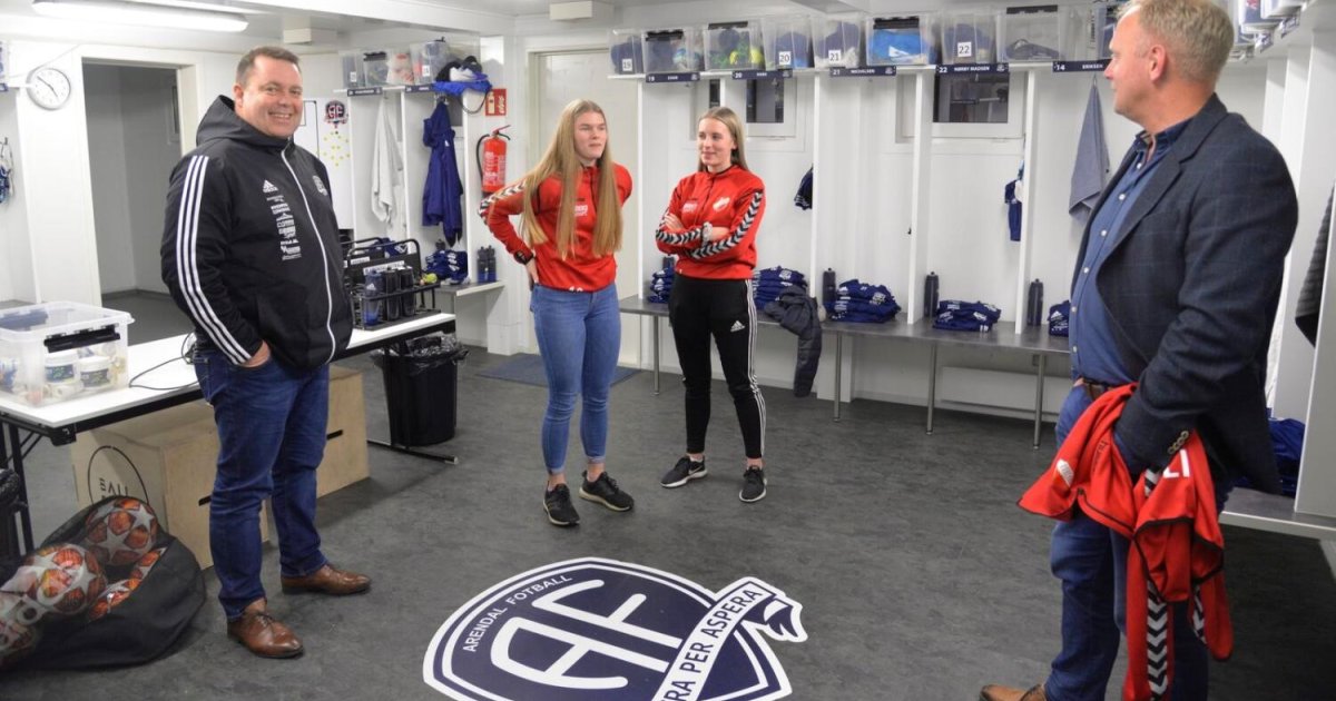 Arendal Fotball + Sørfjell-damene = Sant / Arendal